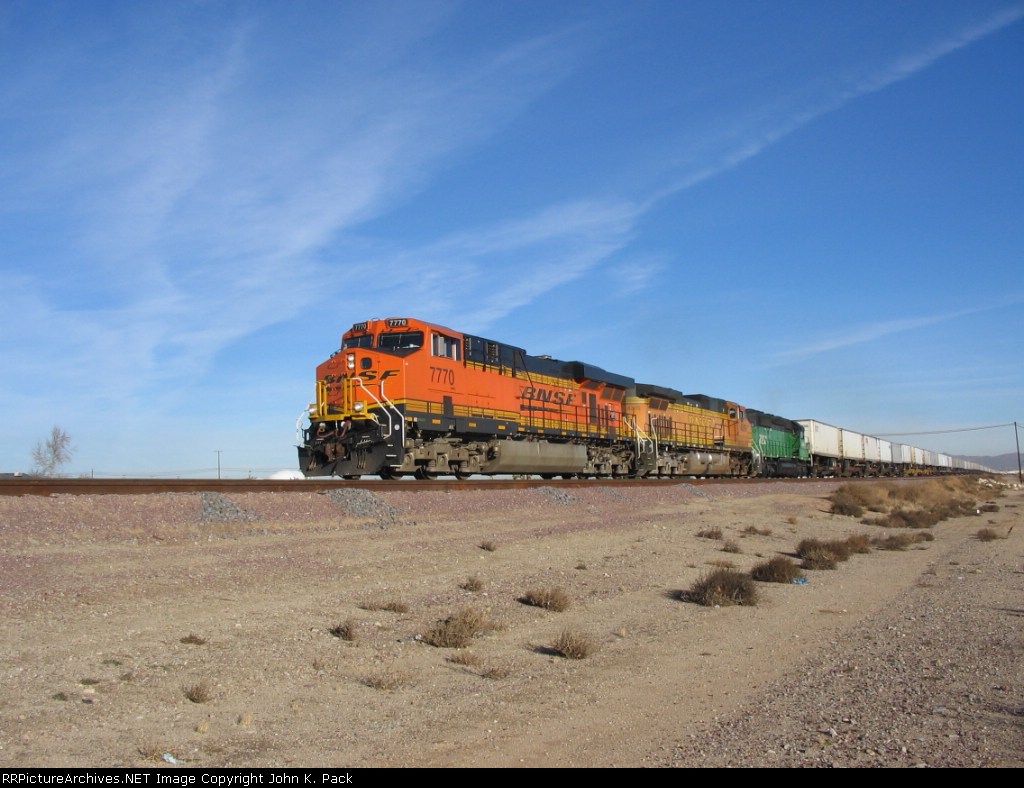 BNSF 7770